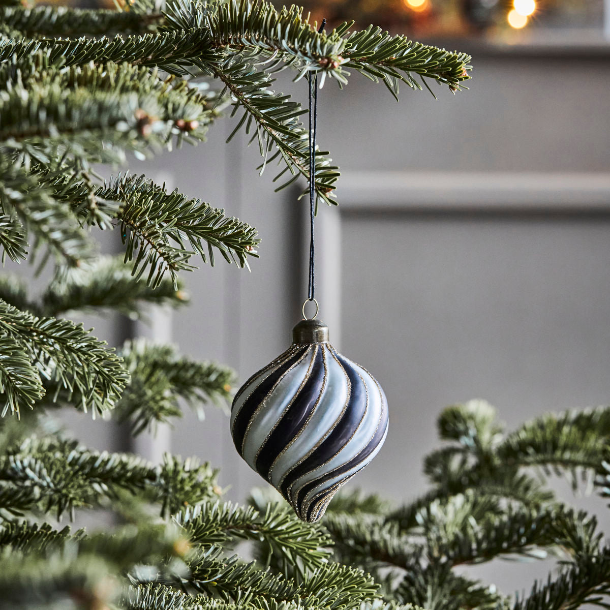 Black silver christmas ornaments store